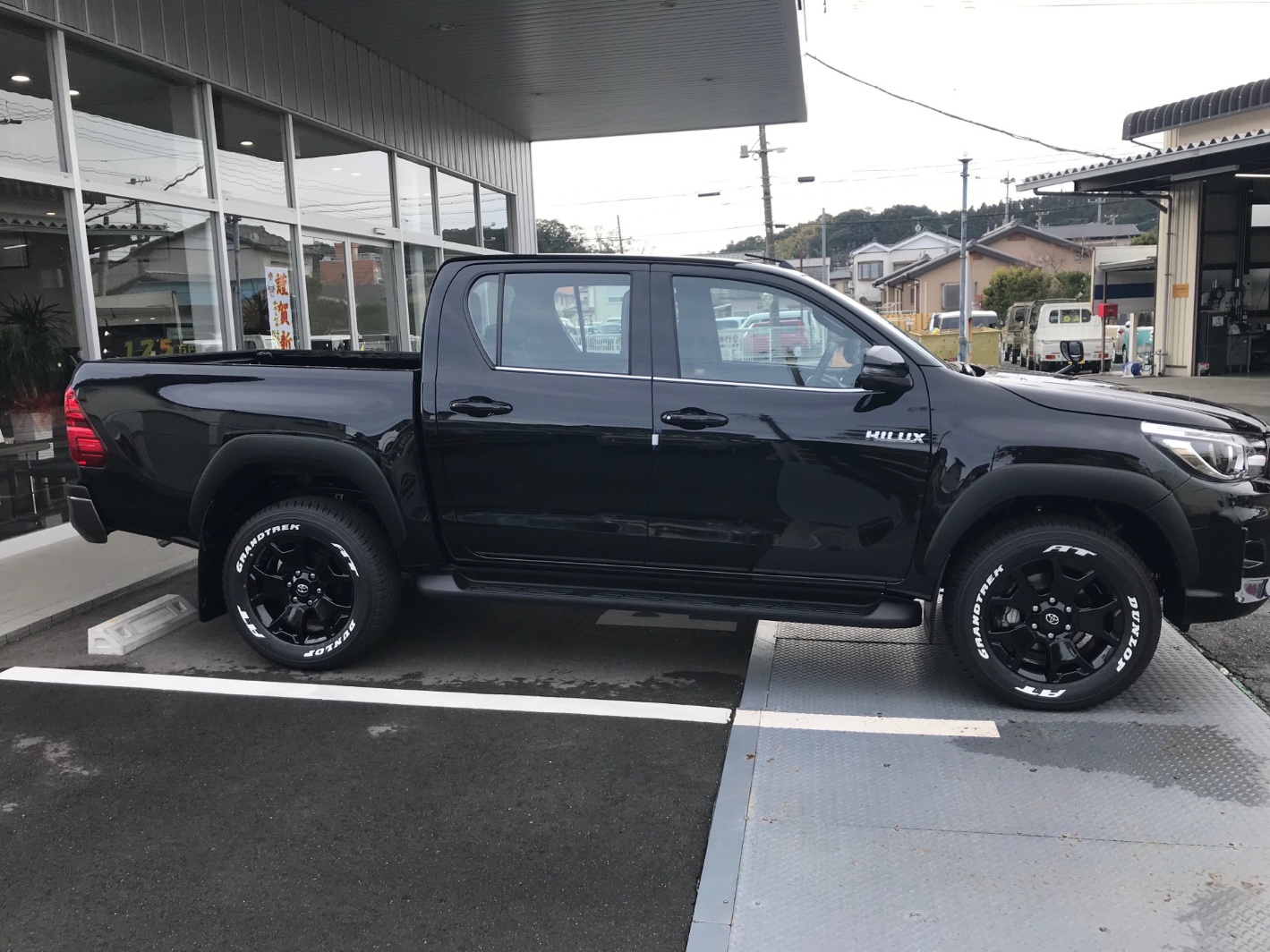 HILUX Z"Black Rally Edition | 株式会社川坂モータース